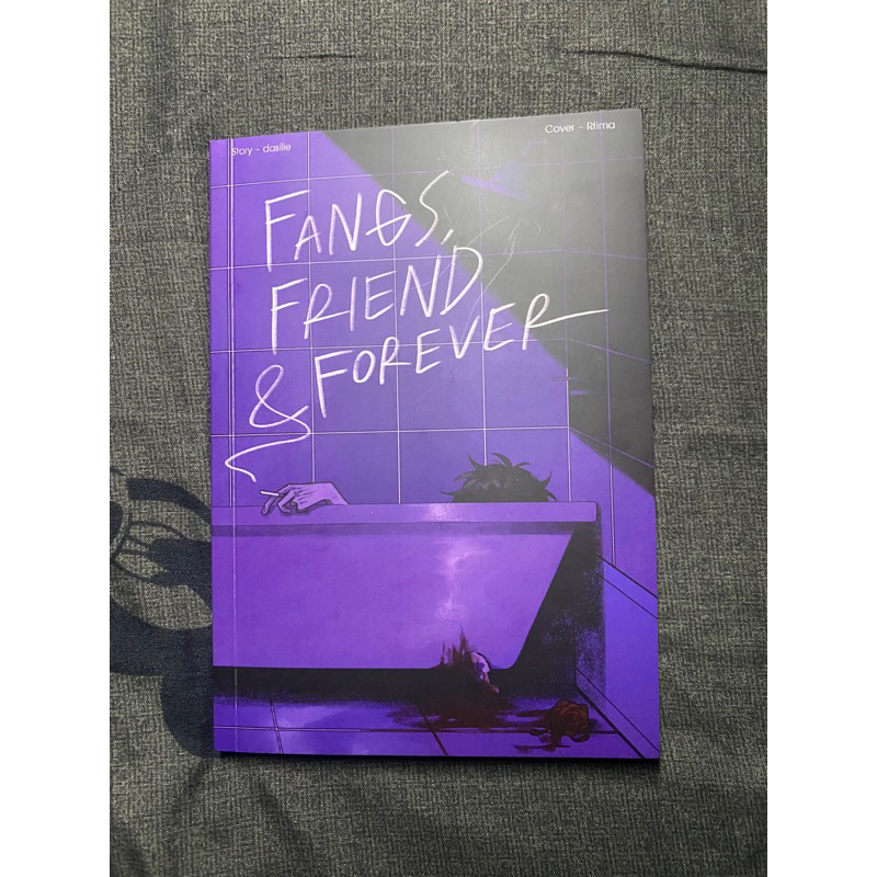 ติดจอง FANGS, FRIEND & FOREVER by dasilie มือสอง | Shopee Thailand