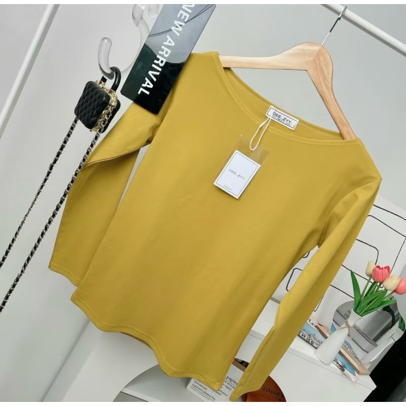031 พร้อมส่ง* DEE ZYY เสื้อยืดแขนยาวคอปาดทรงพอดีตัว ไซร์ 1 | Shopee Thailand