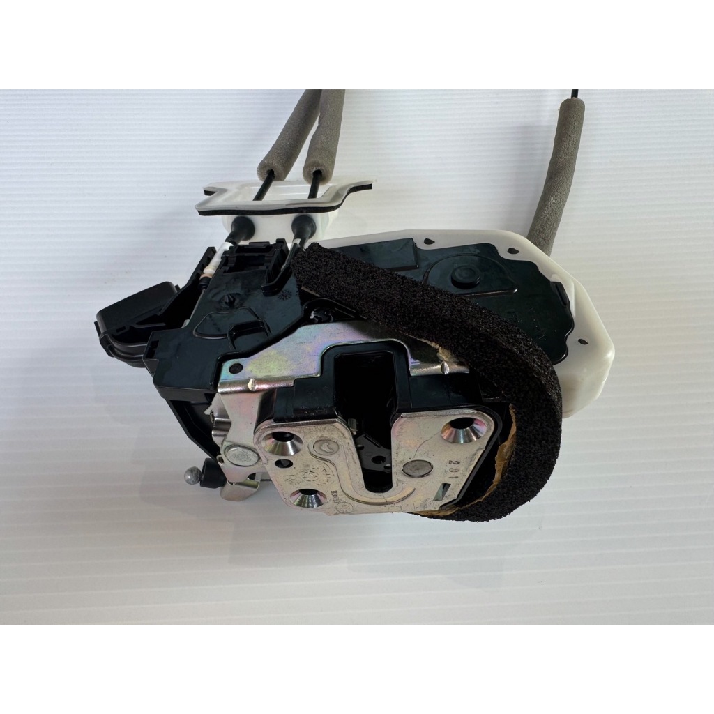 กลอนประตูไฟฟ้า หน้า RH(4ขา) แท้(80500-JN80A)ยี่ห้อ NISSAN รุ่น นาวาร่า ...