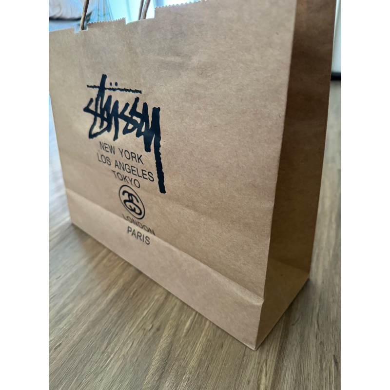 ถุงกระดาษ แบรนด์ Stussy | Shopee Thailand