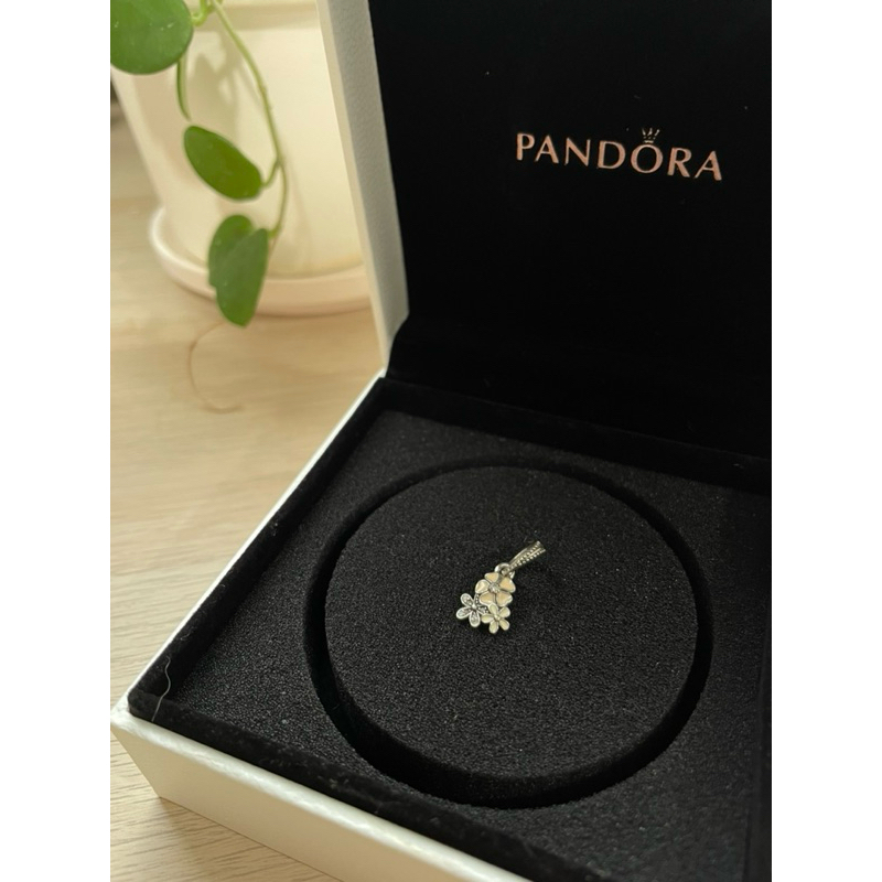 [มือสอง ของแท้100%] จี้ชาร์ม Pandora Poetic Blooms Dangle Flowers ...