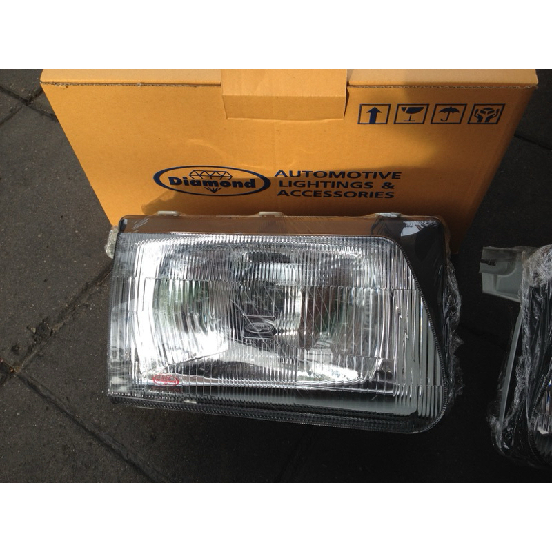 ไฟหน้า Isuzu tfr 1996-2000 ตราเพชร รุ่นเลนส์ใส ราคาดวงละ | Shopee Thailand