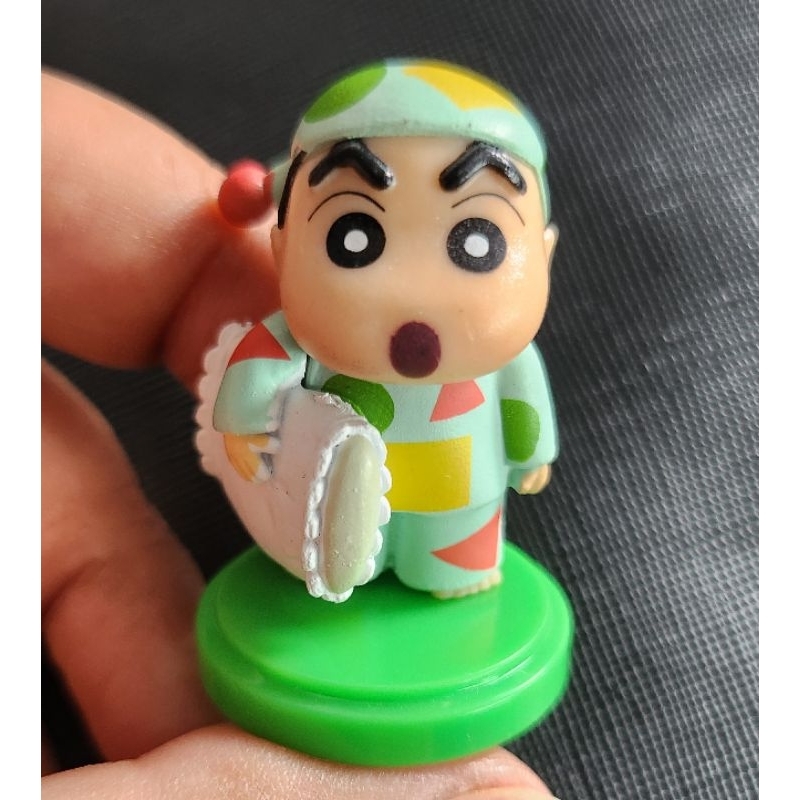 **Used** Choco egg Crayon Chin chan The movie ชินจัง มือสอง ขนาดประมาณ ...