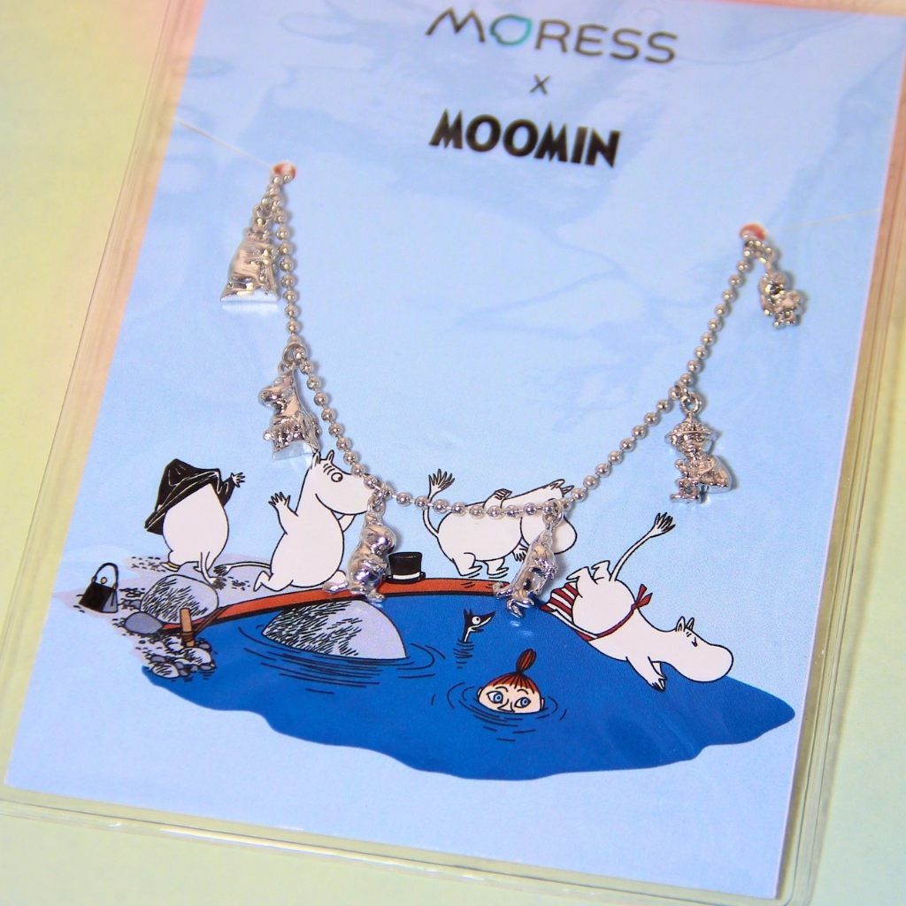 Moomin Family Gift สร้อบข้อมือ Moomin Family Gift ของขวัญมาในชอง gift ...