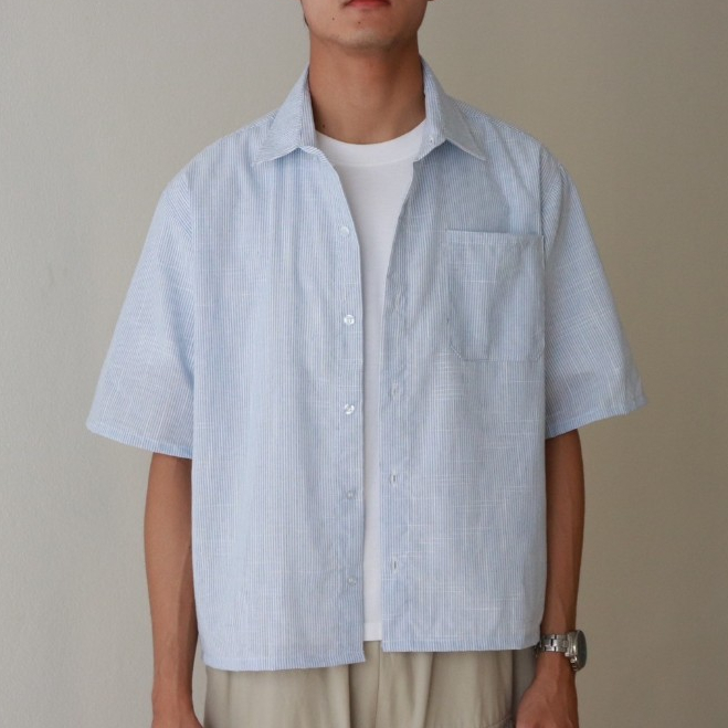 IBB STRIP CROPPED SHIRTS เสื้อเชิ้ตแขนสั้นลายทางทรงครอป | Shopee Thailand