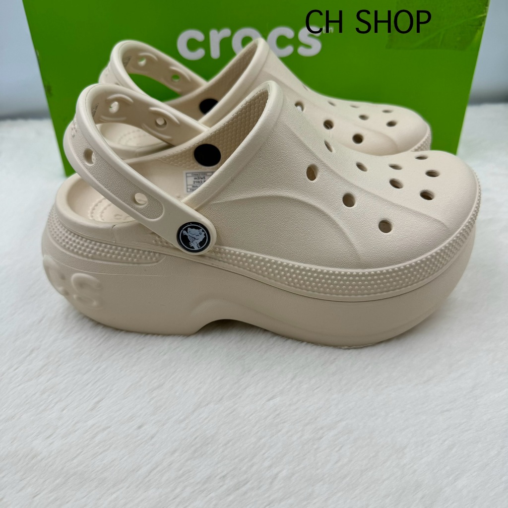 รองเท้า Crocs Bella แบบสวมสำหรับผู้หญิงเป็นงานตัดเย็บละเอียดสวยโดดเด่น ...