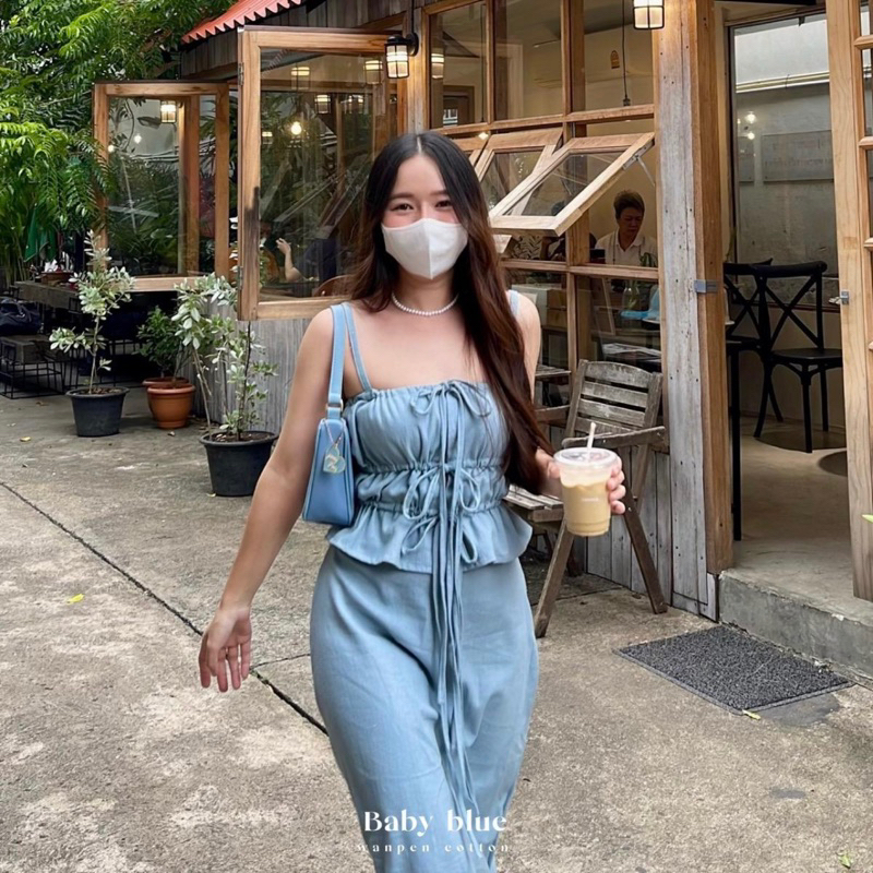 Julie Set เซ็ตเสื้อสายเดี่ยวตัวสั้นแบบผูก3ชั้น+กระโปรงทรงเอยาว | Shopee ...