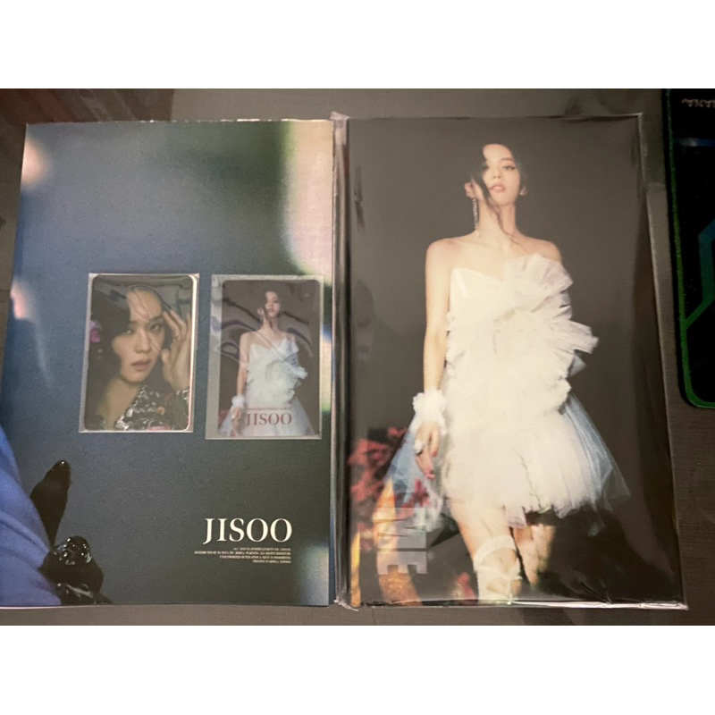 อัลบั้มจีซู JISOO FIRST SINGLE ALBUM [ME] | Shopee Thailand