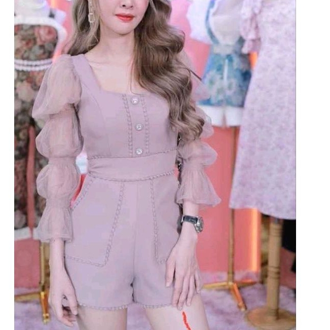 จั๊มกางเกงขาสั้นสีนู้ด ไซส์M ป้ายNannaphat | Shopee Thailand