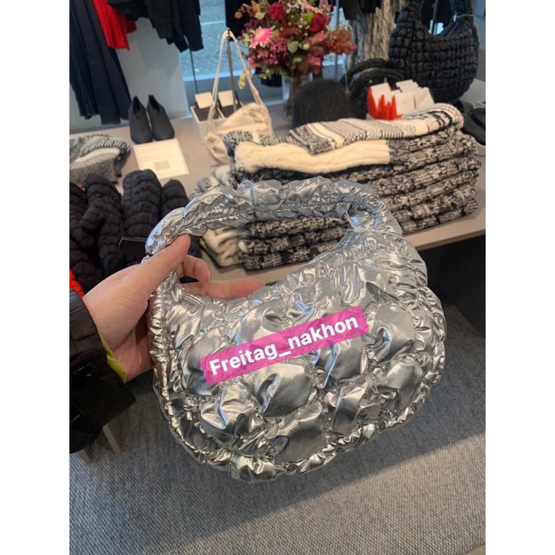 [พร้อมส่งในไทย]กระเป๋า Cos micro สีเงิน ออกช้อปเยอรมัน | Shopee Thailand