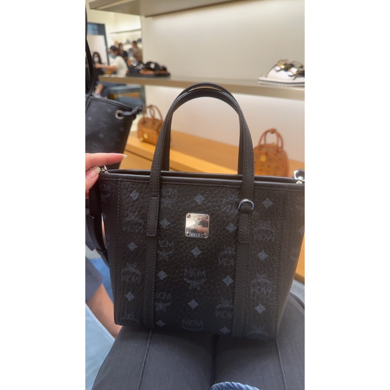 ขายแล้ว กระเป๋า mcm toni mini ของแท้จาก kingpower | Shopee Thailand