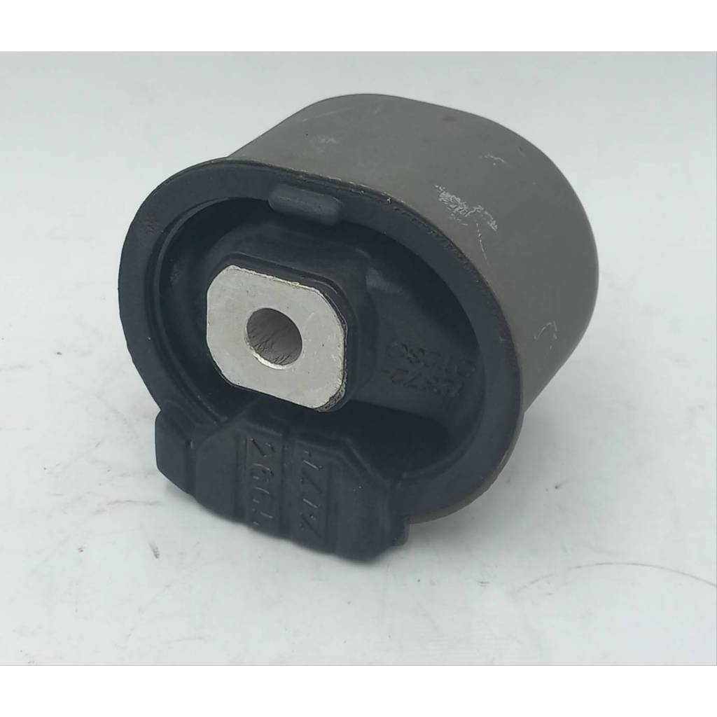 บูชยางแท่นเครื่อง ตัวซ้าย สำหรับรถ TOYOTA ALTIS ปี 2010–2013 / TOYOTA ...