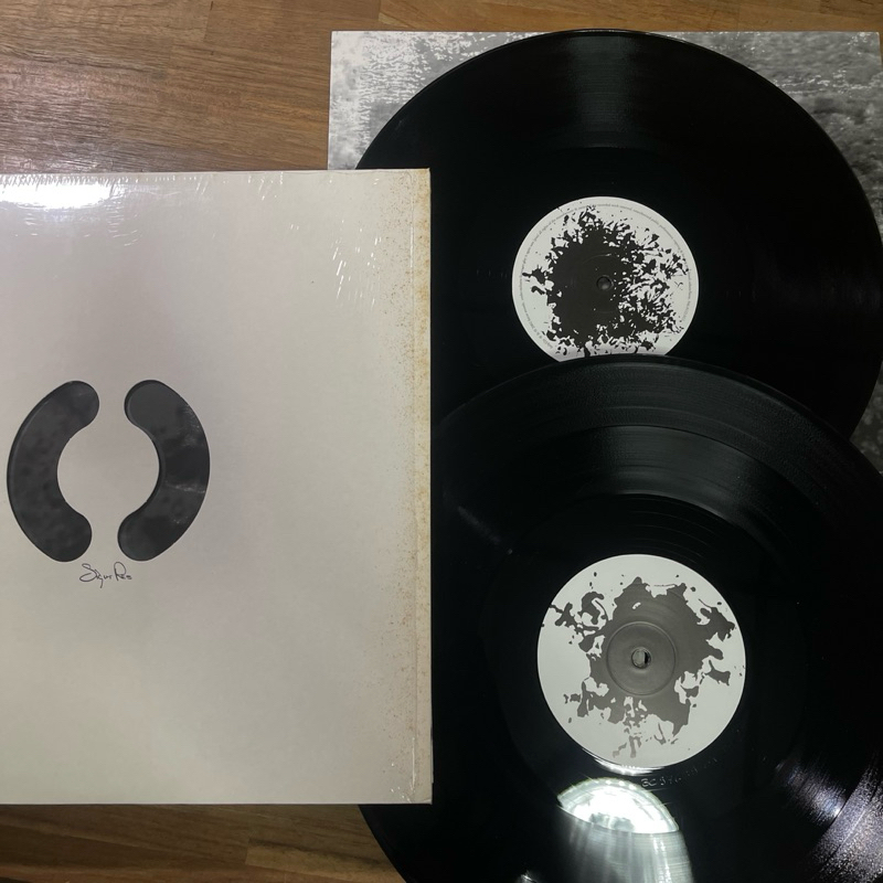 แผ่นเสียง Vinyl : Sigur Ros - () (2LP, 180 gram, 2002, Vinyl) | Shopee ...