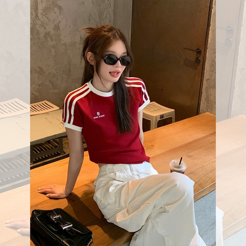 เสื้อคอกลม ผ้ายืด ปักตัวอักษร Y82 | Shopee Thailand