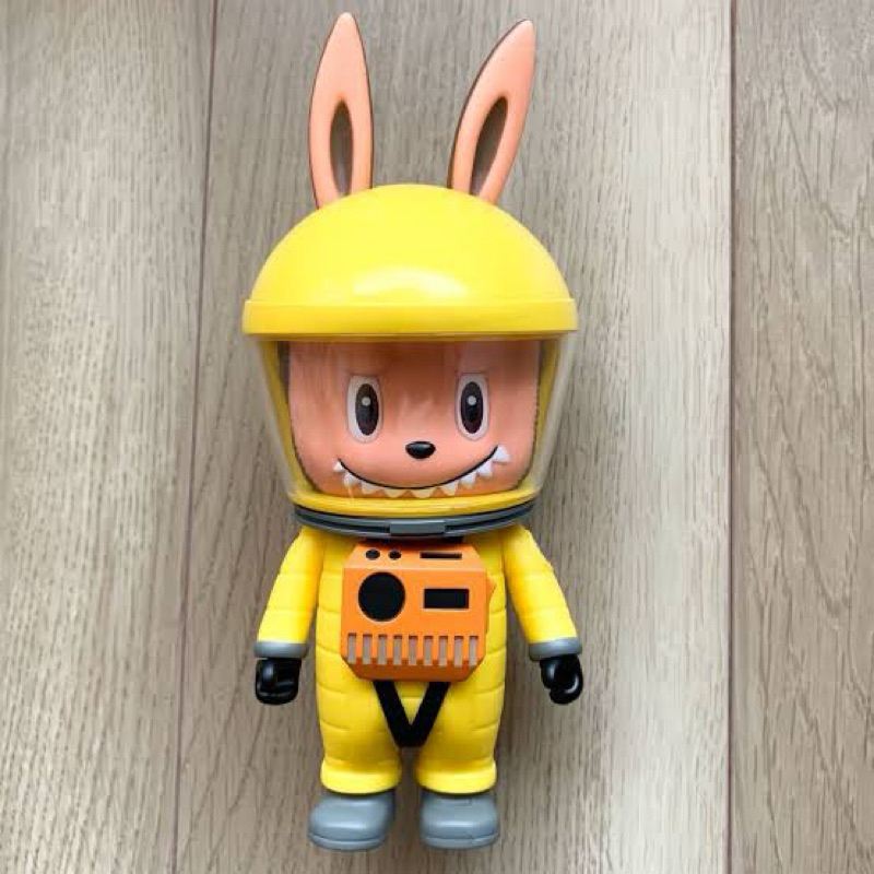 Labubu astronaut (Pre-order) | Shopee Thailand