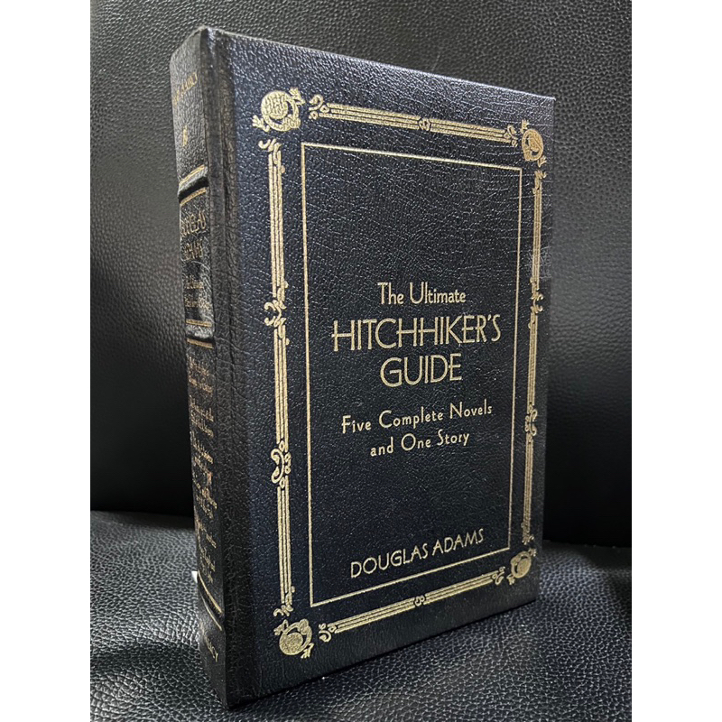 (พร้อมส่ง)หนังสือภาษาอังกฤษ The Ultimate Hitchhiker's Guide: Five ...