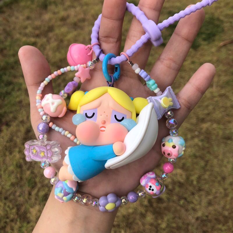 พวงกุญแจ cry baby / Pop Bean Diy โมเดลแท้ หรืออื่นๆตามแจ้ง พร้อมส่ง ...