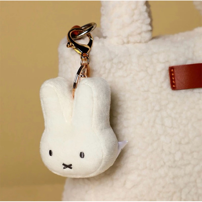 พร้อมส่ง ️ลิขสิทธิ์แท้ 100% พวงกุญแจ Miffy และ Boris Keychain Miffy ... พร้อมส่ง ️ลิขสิทธิ์แท้ 100% พวงกุญแจ Miffy และ Boris Keychain Miffy ...