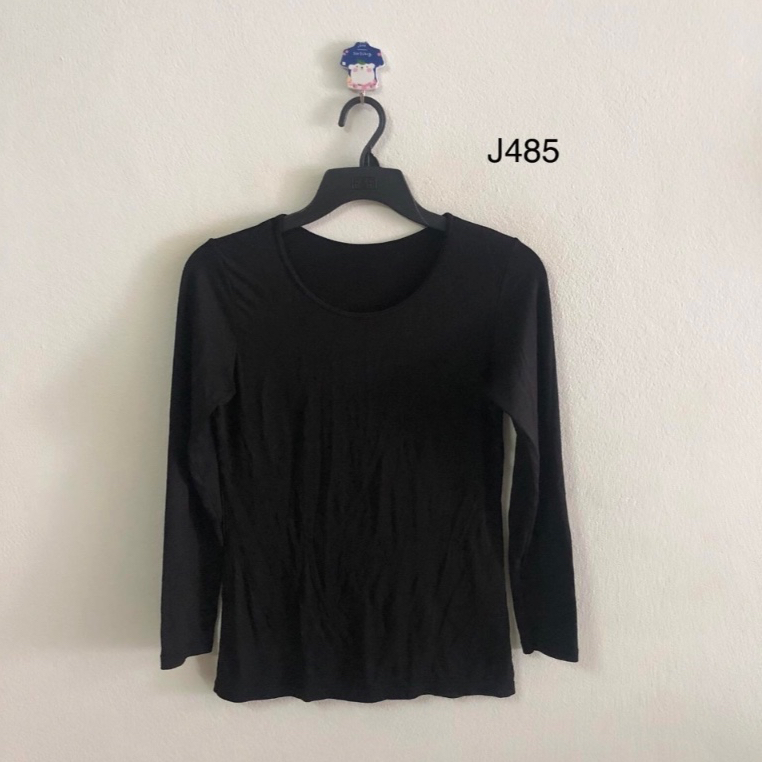 Heattech (J485) แบรนด์ uniqlo ยูนิโคล่ คอกลม | Shopee Thailand