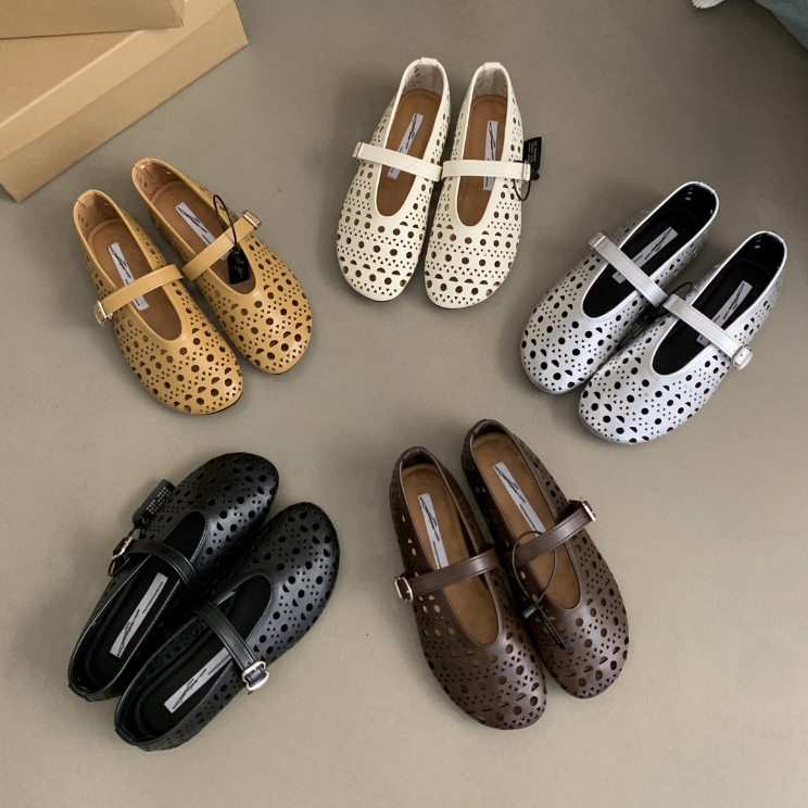 (พร้อมส่ง น้ำตาล 39) รองเท้า รุ่น Flynn Shoes มี 5 สี | PENN STUDIO ...