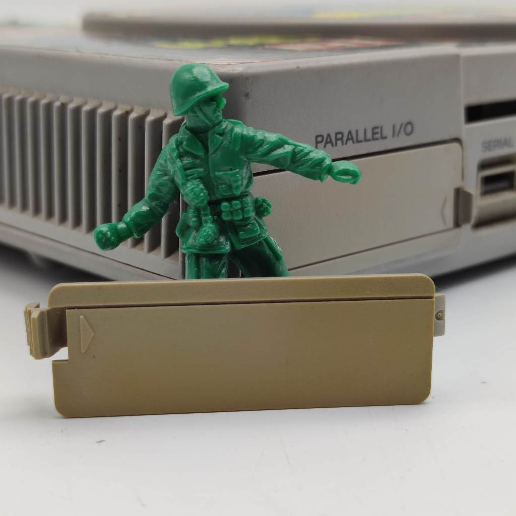 PS1 ฝาปิด PARALLEL I/O ด้านหลังเครื่อง ออกเหลือง มีหลายชิ้น PlayStation ...