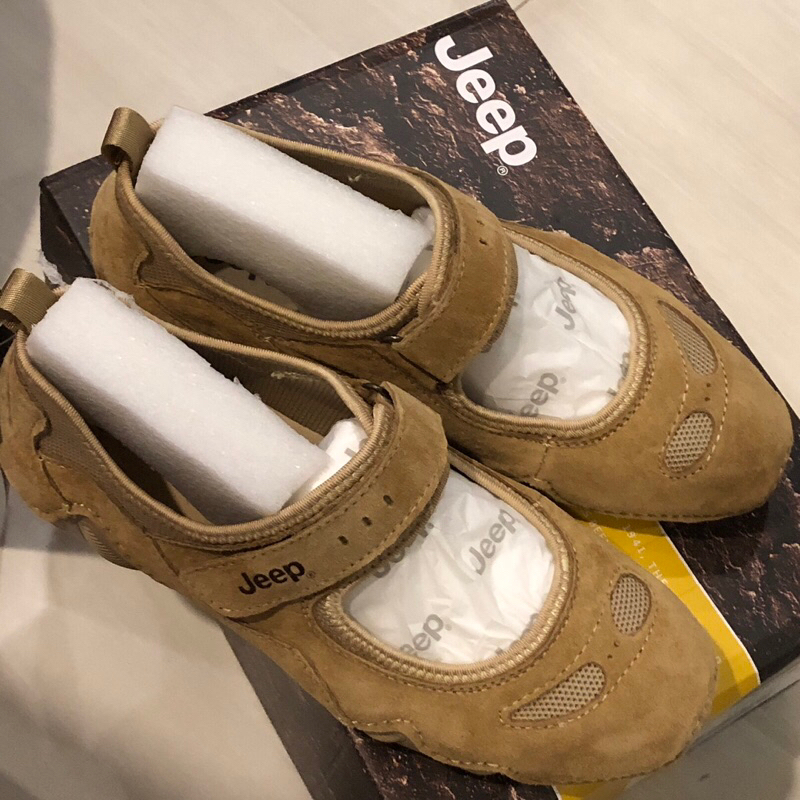 Jeep X The Spirit of Adventure | Mary Jane Shoes รองเท้าบัลเล่ต์ แมรี่เ ...