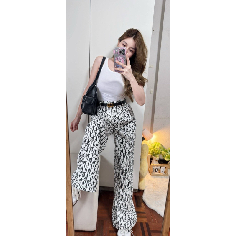 Phapassz - เซท3ชิ้น เสื้อก้ามกางเกงขายาว ลายแบรนด์ดัง พร้อมเข็มขัด ทรงสวยมากค่ะ Ontop | Shopee ...