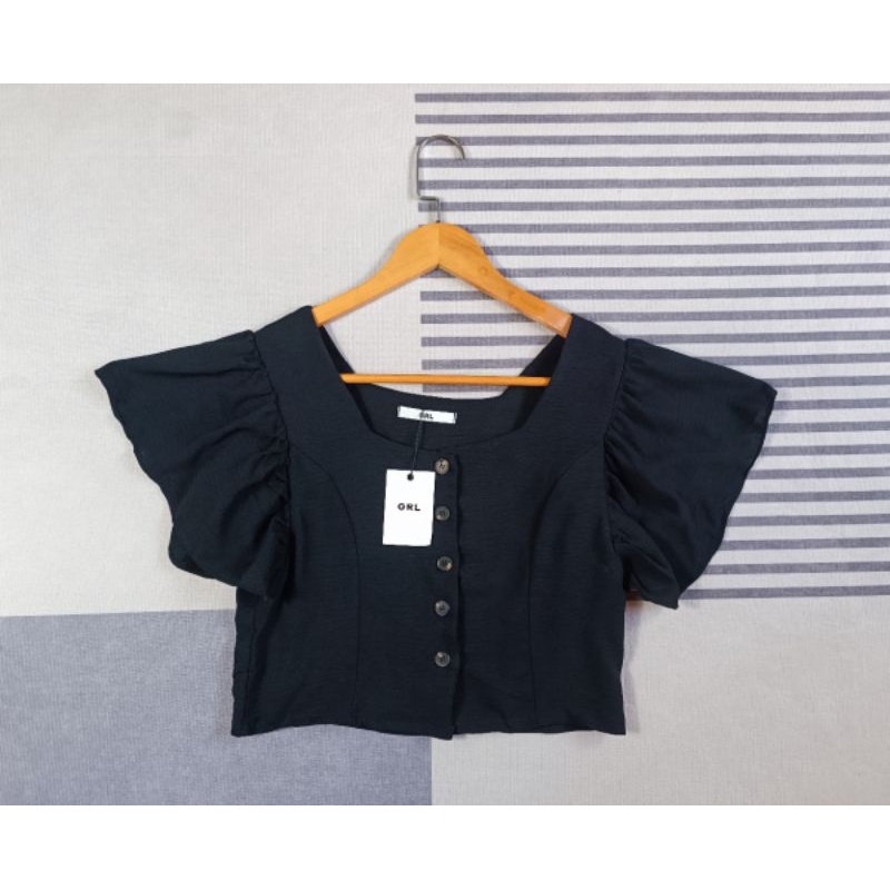 มือ 1 แบรนด์ GRL size M เสื้อครอปผ้าโพลีสีดำงานกระดุมหน้าแขนระบาย รอบอก 34 ถึง 36 ความยาว 17 ...