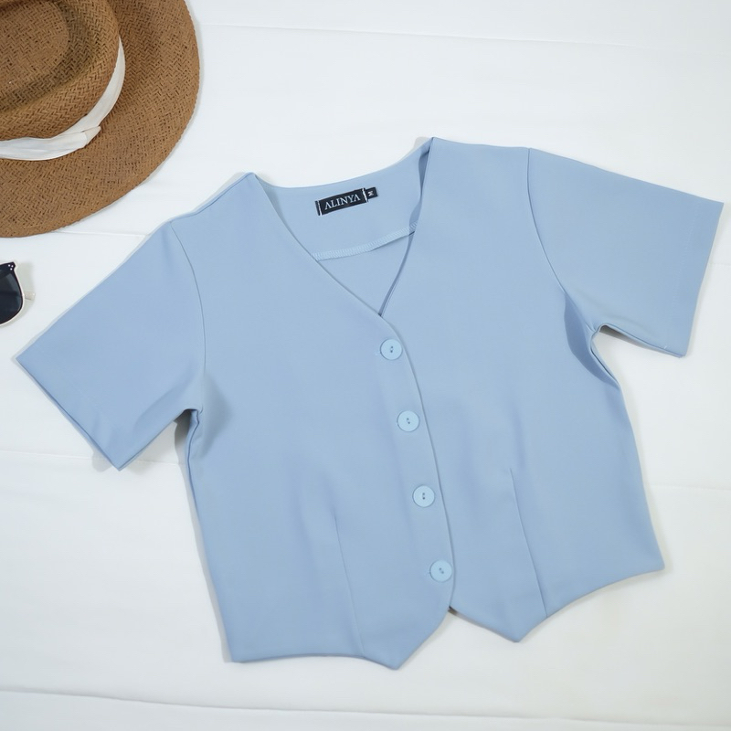 F004 | เสื้อเบลาส์ คอวี (ป้าย Alinya) | Shopee Thailand