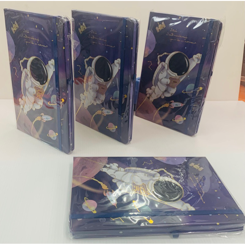 สมุดโน้ต A5 ลายนักบินอวกาศ รุ่น 5703-20 | Shopee Thailand