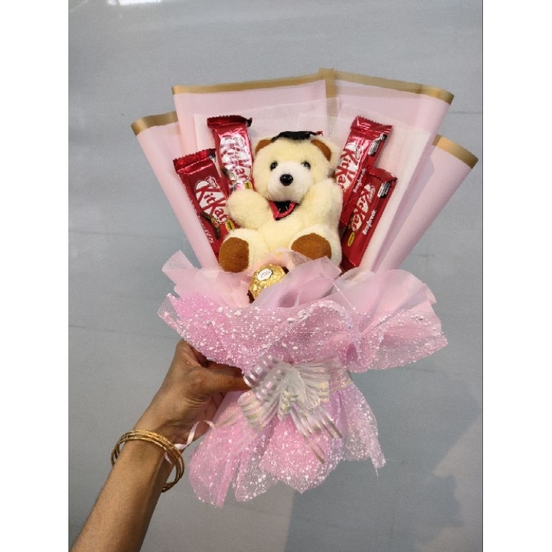 Graduation bouquet kit kat gift | Shopee Thailand