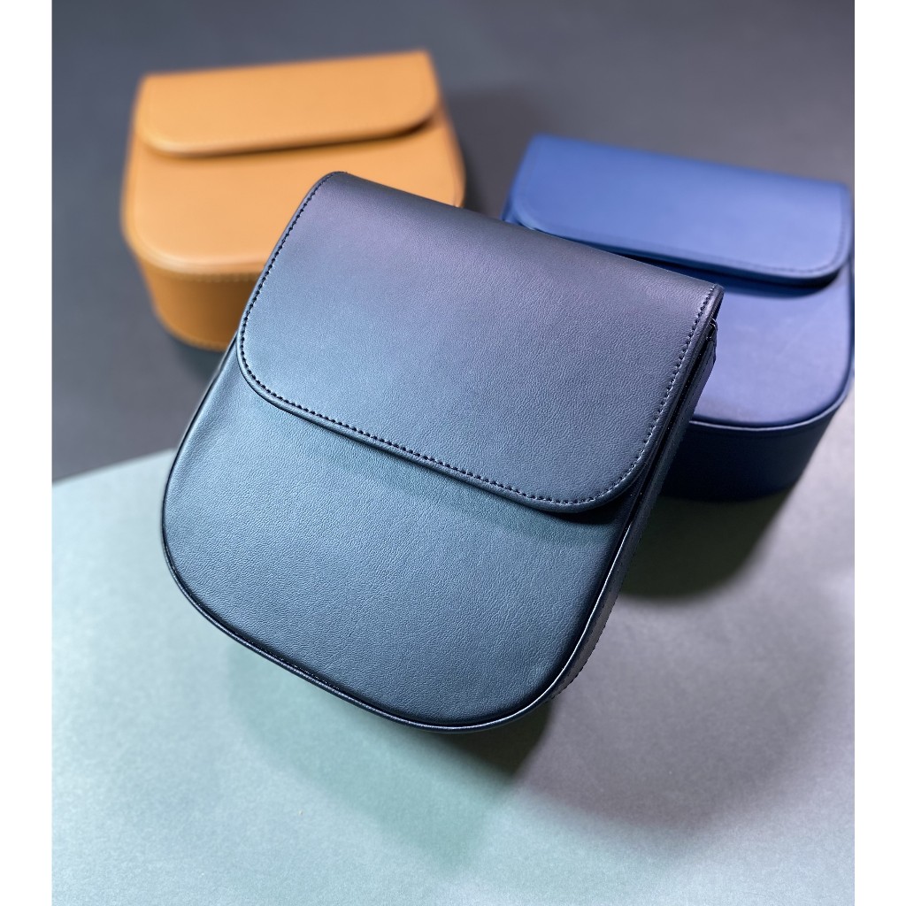 กระเป๋าสะพายข้าง Rita Gram "Rolling" Crossbody Bag | Shopee Thailand