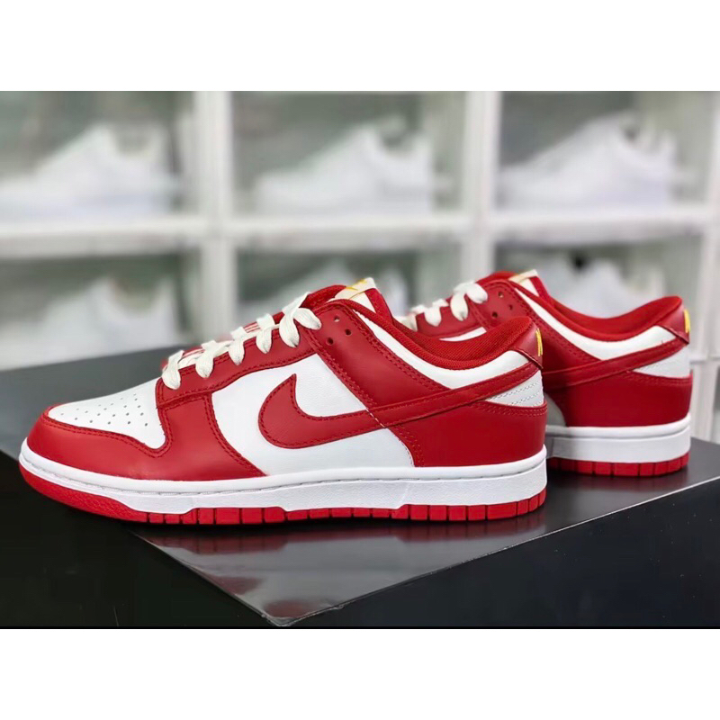 #ส่งต่อมือสอง Nike Dunk Low Varsity Red | Shopee Thailand