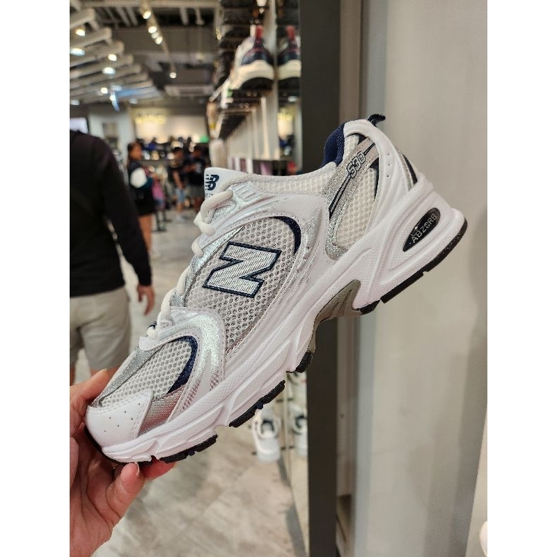 NB 530 ของแท้ New Balance ผ่อนได้ มีโค้ดลด 10-20 % | Shopee Thailand