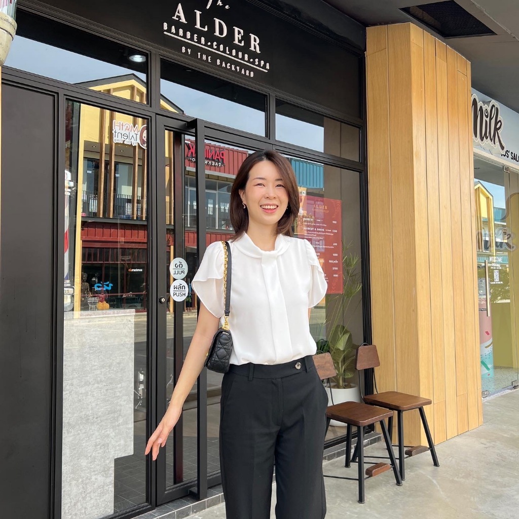 Glibly blouse New in2023 เสื้อแขนสั้นกลีบบัวปกเดินสาบ | Shopee Thailand