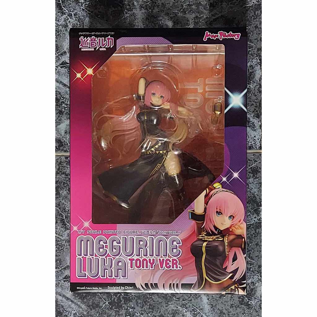 PVC Figure Megurine Luka : Tony Ver. ของแท้ มือสอง สภาพดี กล่องไม่สวย ...