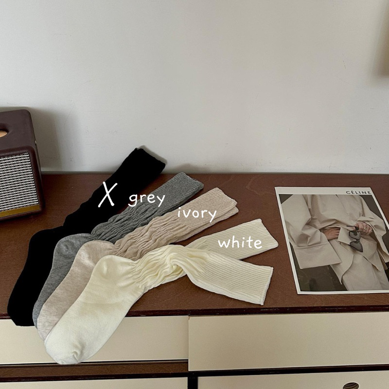 ถุงเท้าข้อสูง Wrinkled Socks | Shopee Thailand