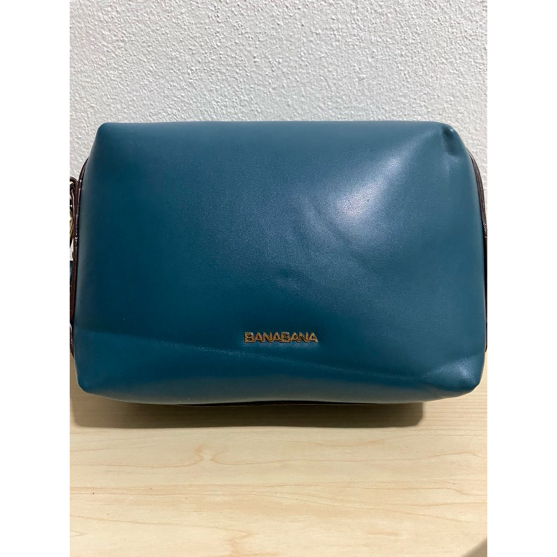 BANABANA กระเป๋าครอสบอดี้ มือสอง ขนาด 9 นิ้ว | Shopee Thailand