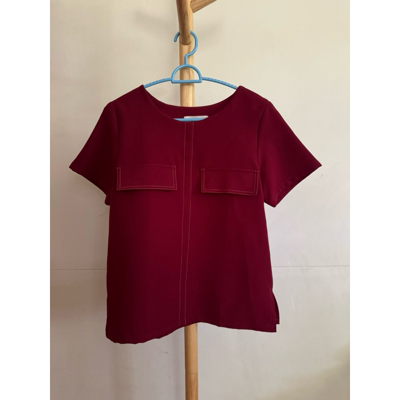 เสืัอ blouse ยี่ห้อ AandOB official สีแดงมือสอง สภาพดี size S | Shopee Thailand
