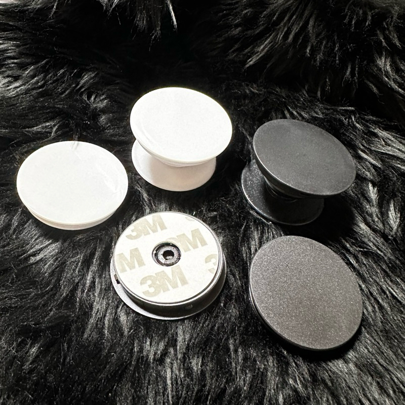 Griptok กริ๊บต็อกติดหลังมือถือ ตัวตั้งมือถือ (กาวสองหน้า 3M) ไม่มีลาย (มีสีขาว สีดำ และแบบใส) นำ ...