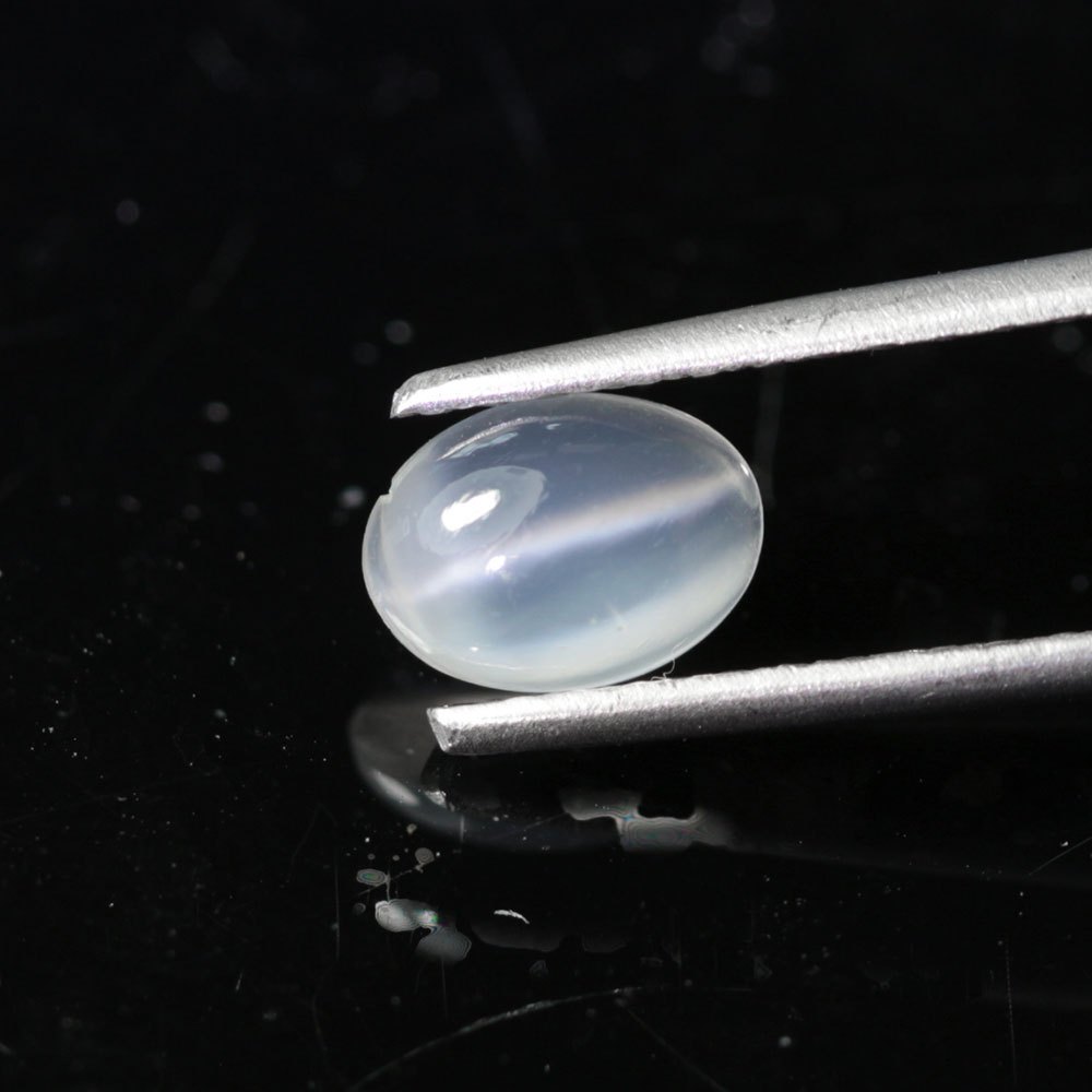 0.80 ct แคทอาย มูนสโตน (Cat Eye Moon Stone) ทรงไข่หลังเบี้ย | Shopee ...