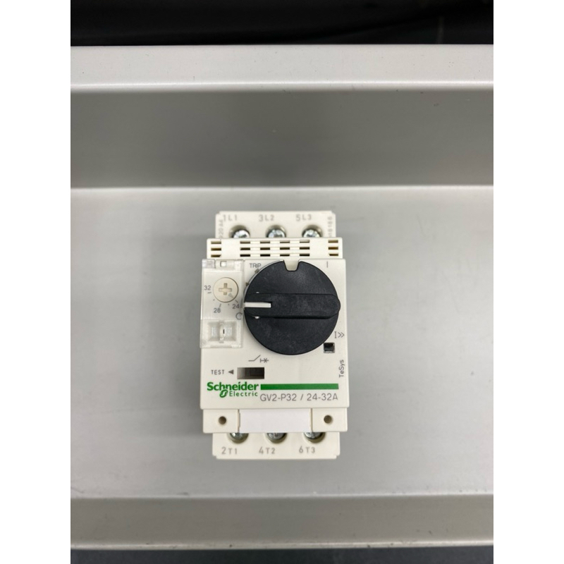 GV2P32 มอเตอร์เบรกเกอร์ รุ่น GV2 แบบลูกบิด, 3 เฟส, 24 - 32A, 35kA ...