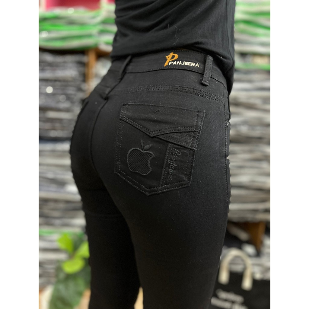 P927กางเกงยีนส์สีดำขายาวปลายขาตรงปักแอปเปิ้ลป้ายPanjeera | Shopee Thailand