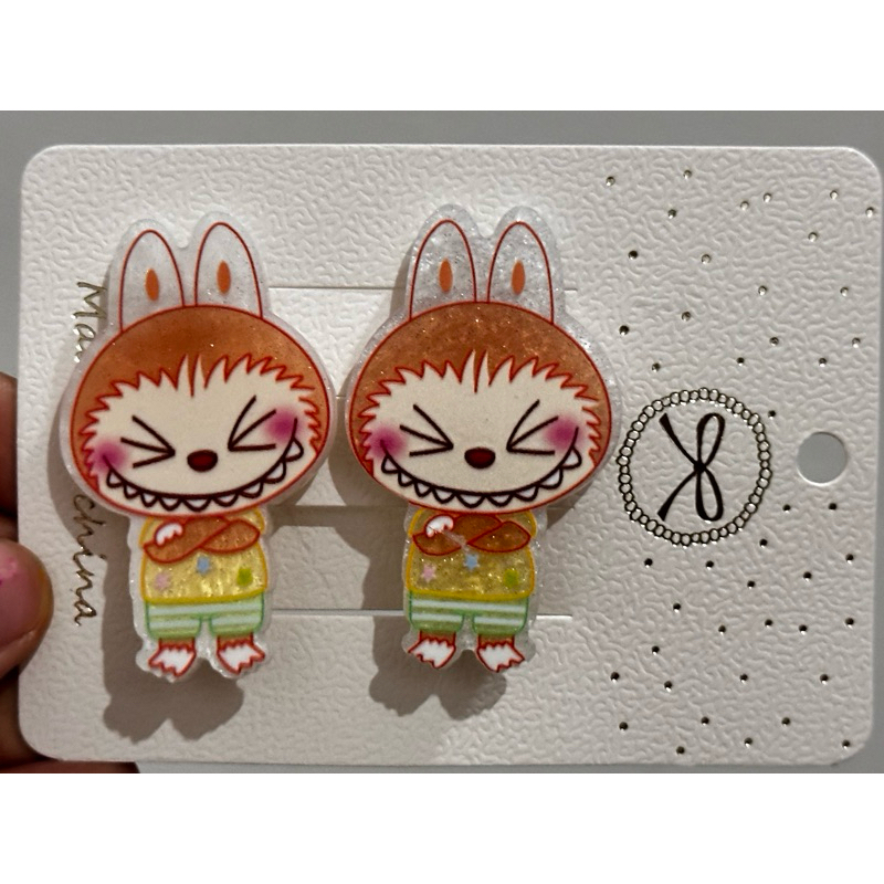 กิ๊ฟติดผม อะคริลิก Cry baby / Labubu | Shopee Thailand