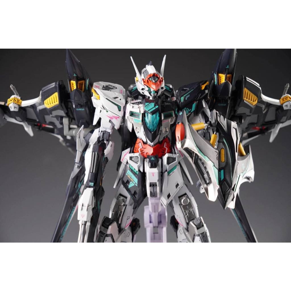 [Pre Order Q1/2568] InEra+ 1/100 Thunderbolt Manta Ray (Plastic Model ...