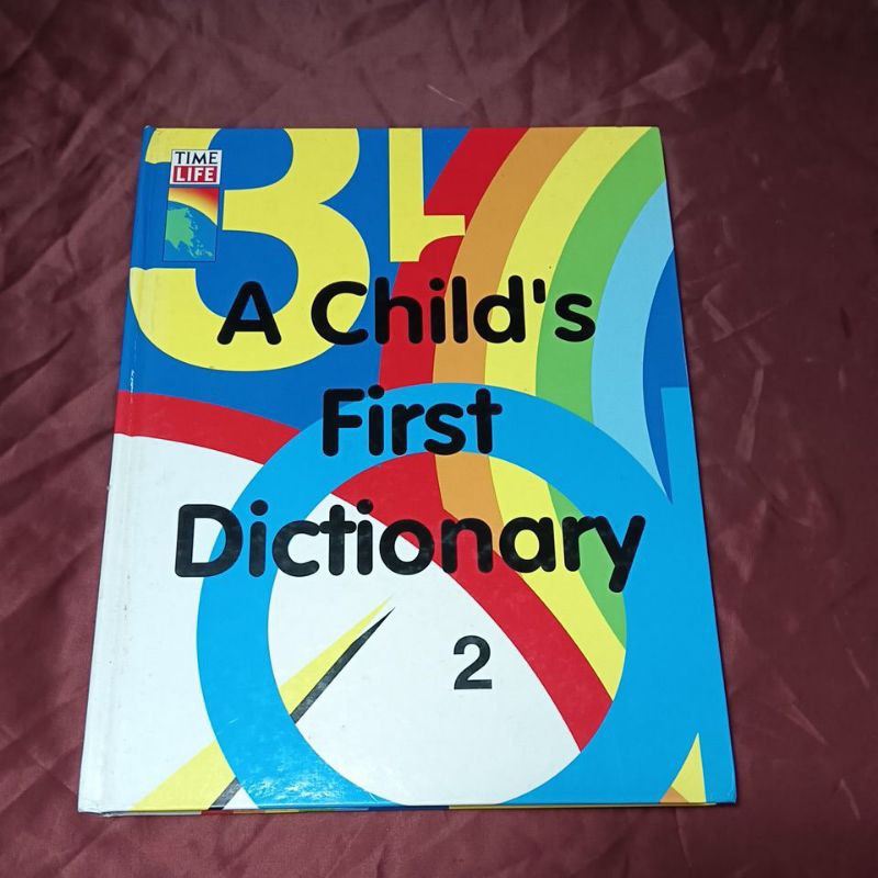 A Child' s First Dictionary ปกแข็งมีจุดเหลืองตามรูป | Shopee Thailand