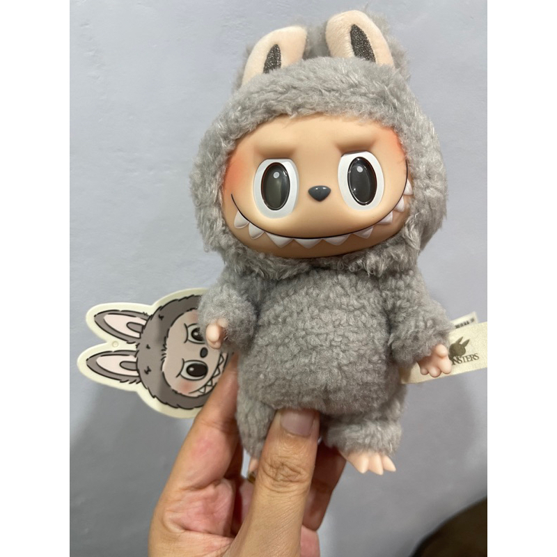ส่งต่อน้อง Labubu สี Sesame bean ค่า | Shopee Thailand