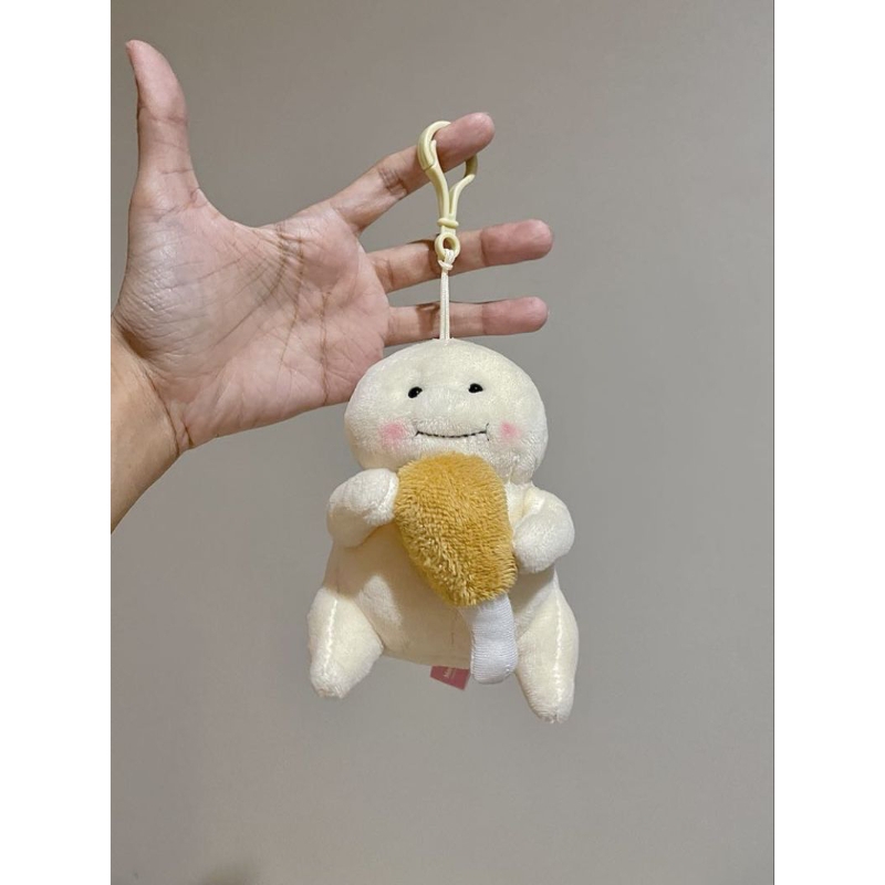 พวงกุญแจ น้องไขมัน จีบังงี ถือไก่ (Jibang) | Shopee Thailand