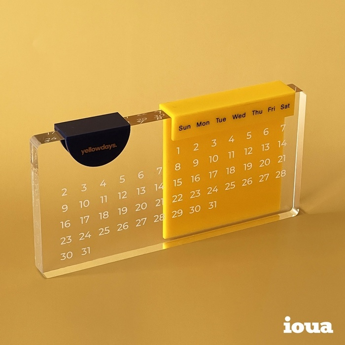 [Ioua] Permanent Calendar Acrylic Stand Calendar Table Desk Terrier ...