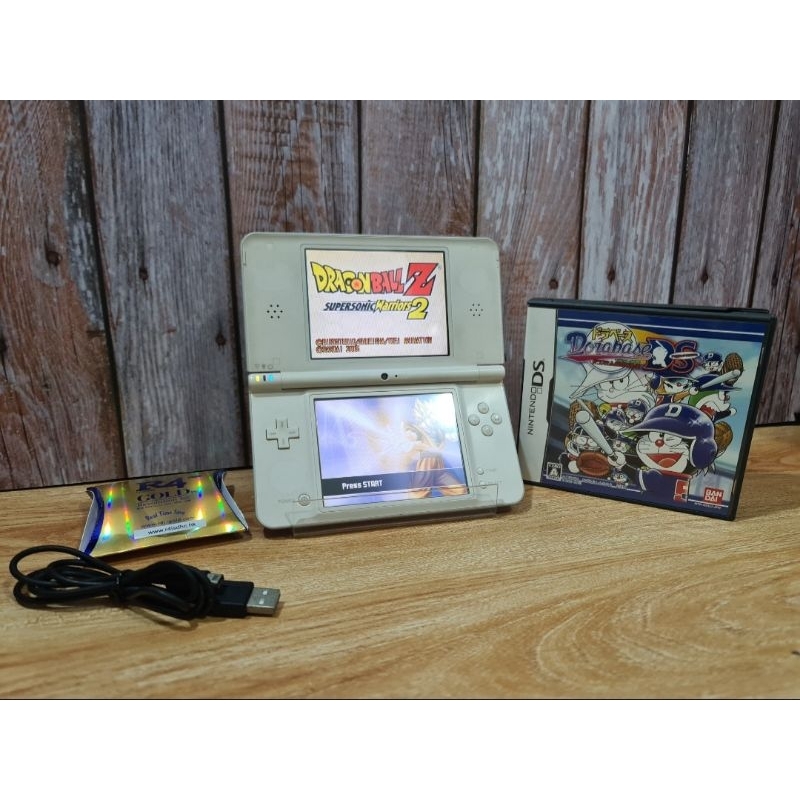 ndsi ll สีขาวจอใหญ่ยักษ์ พร้อมตลับ R4 เมมโมรี่การ์ด 32 GB ลงเกมไว้เ 400 เกม | Shopee Thailand